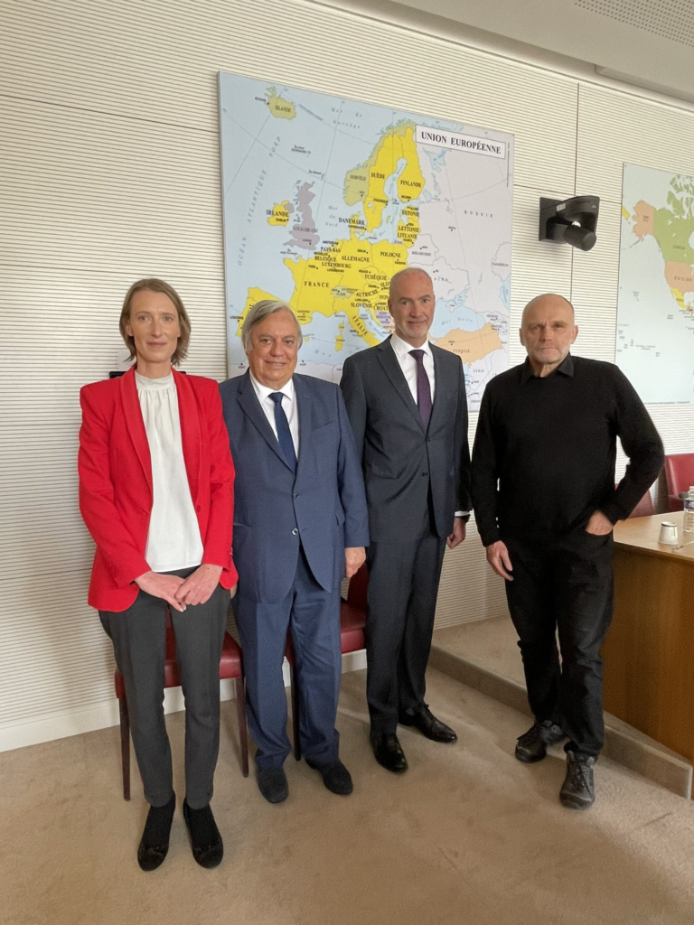 Audition de l’ambassadeur de la France en Ukraine devant la Commission ...